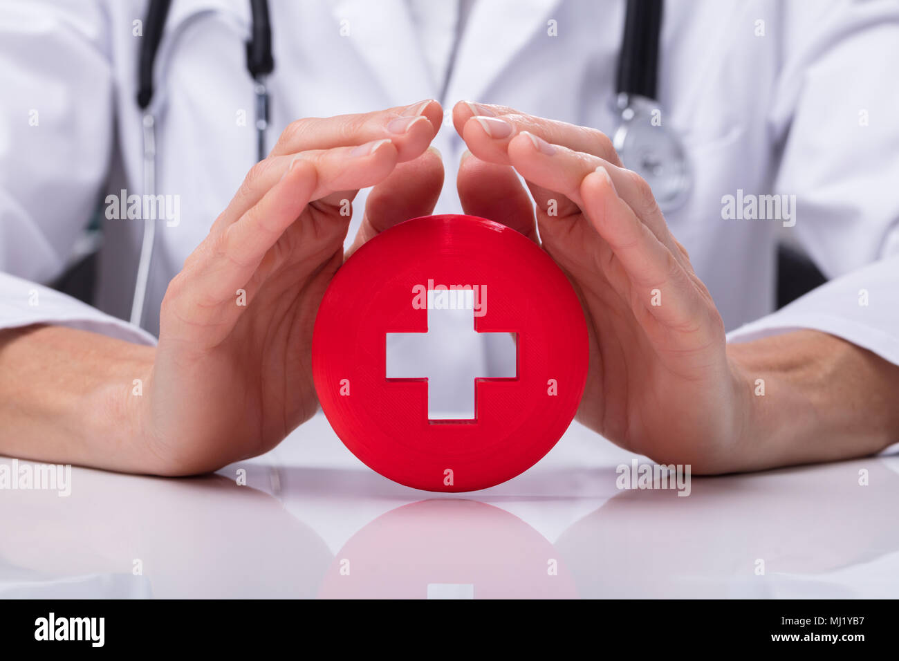 First Aid Sign High Resolution Stock Photography and Images - Alamy