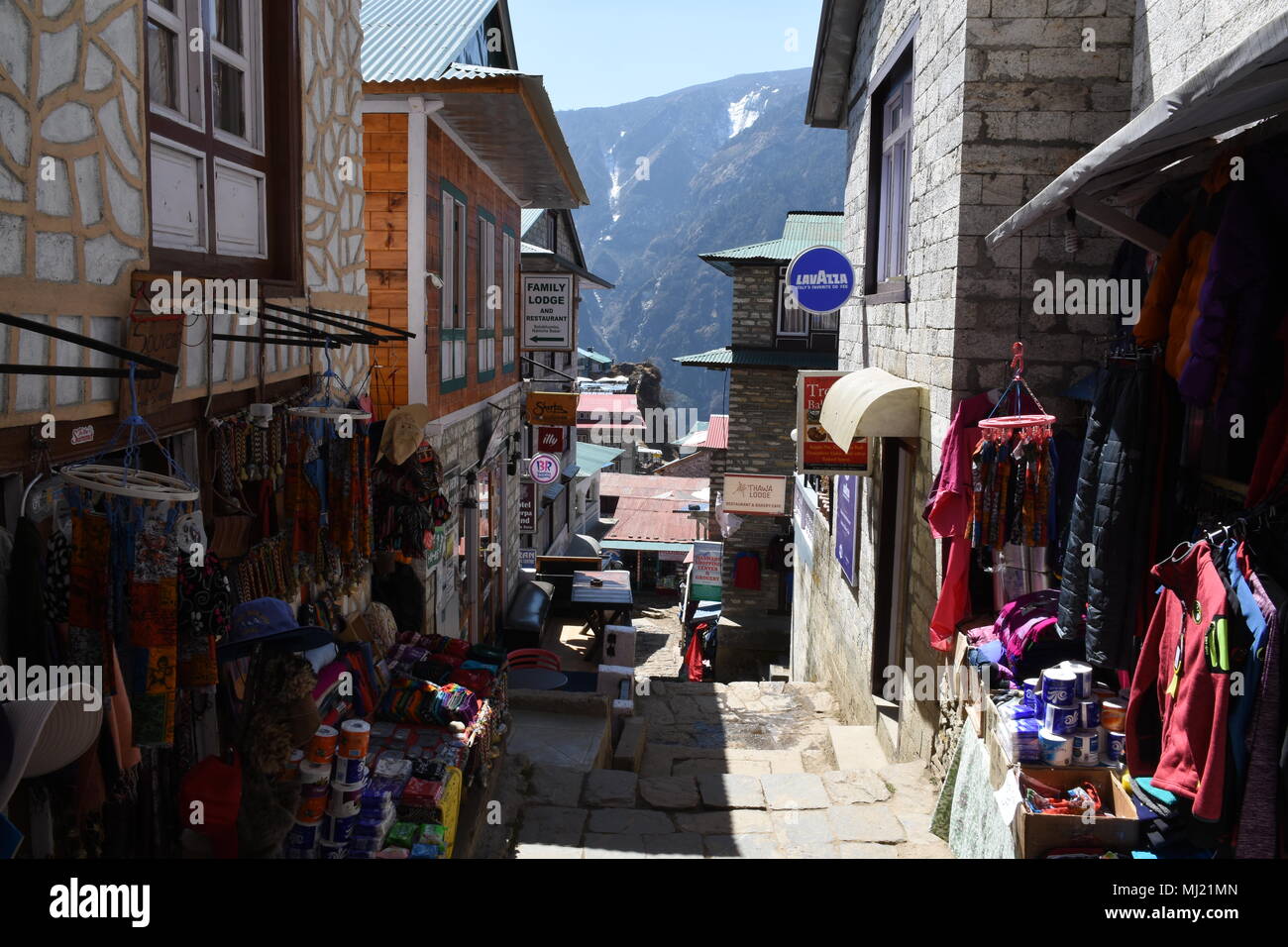 Namche bazaar market hi-res stock photography and images - Alamy