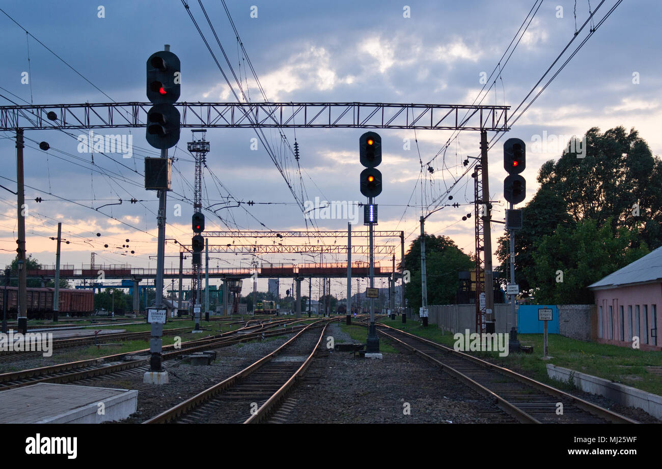 Railway traffic lights Stock Photo - Alamy