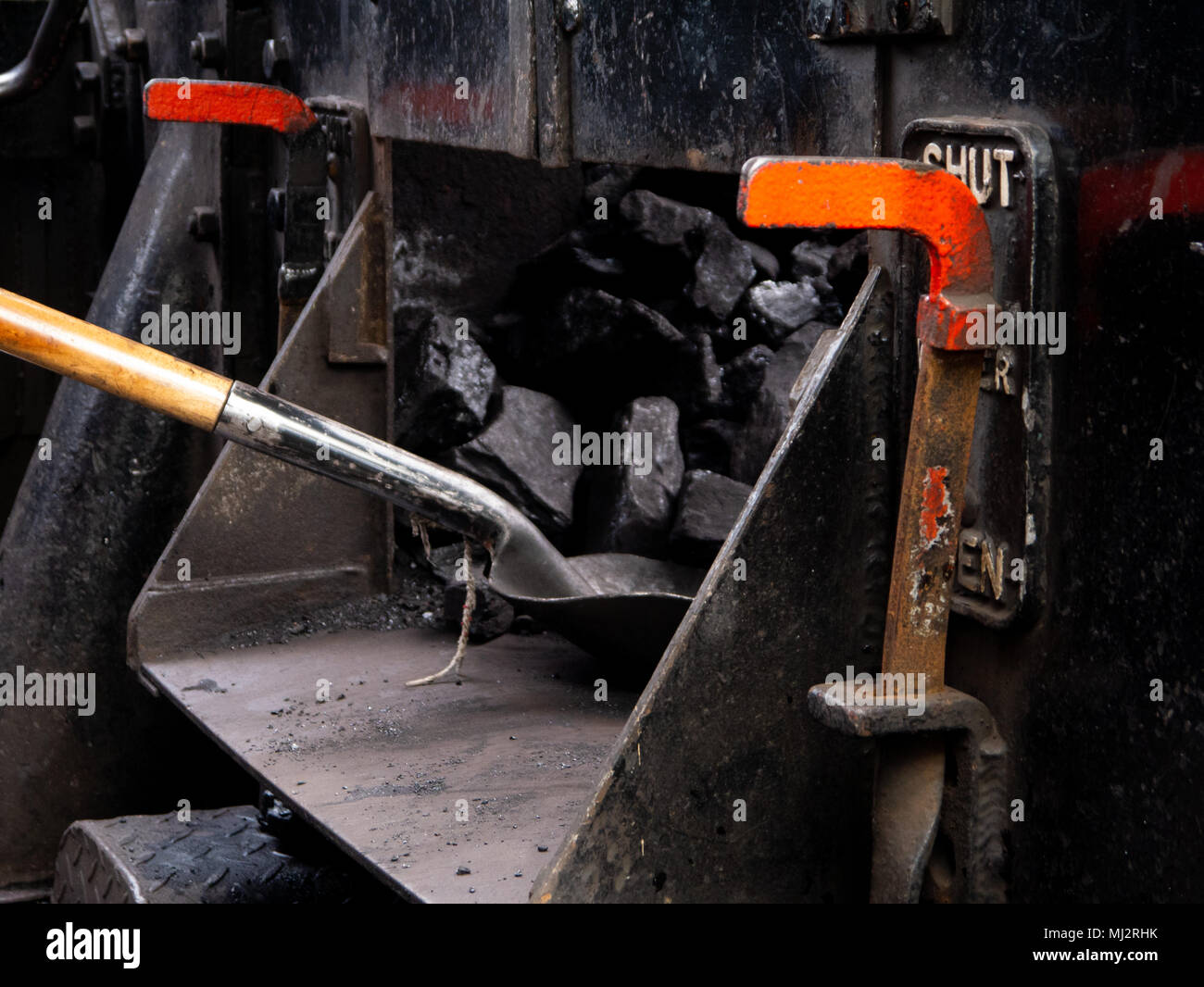 Shovel Coal Stock Photos & Shovel Coal Stock Images - Alamy
