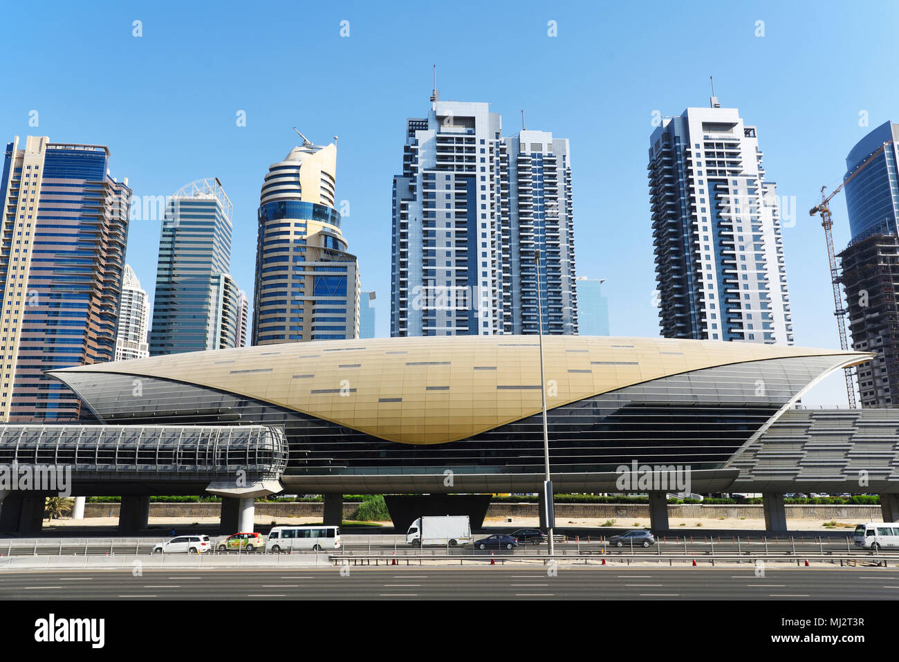 Dubai city construction Stock Photo - Alamy