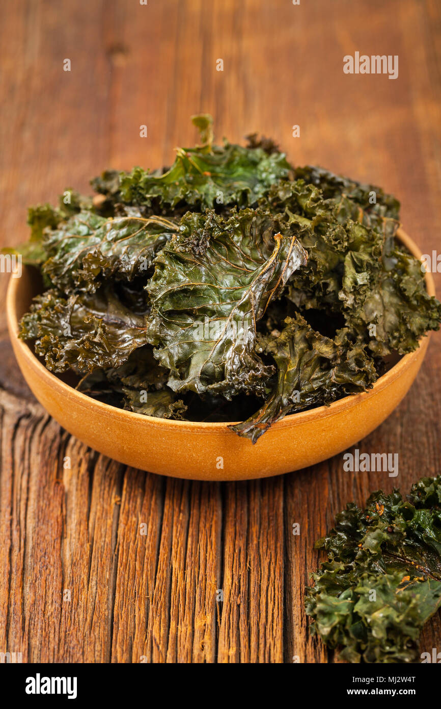 Baked Crispy Kale Chips Stock Photo - Alamy