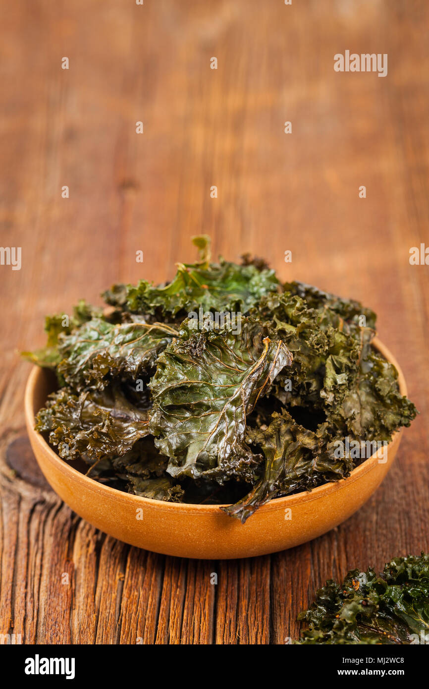 Baked Crispy Kale Chips Stock Photo - Alamy