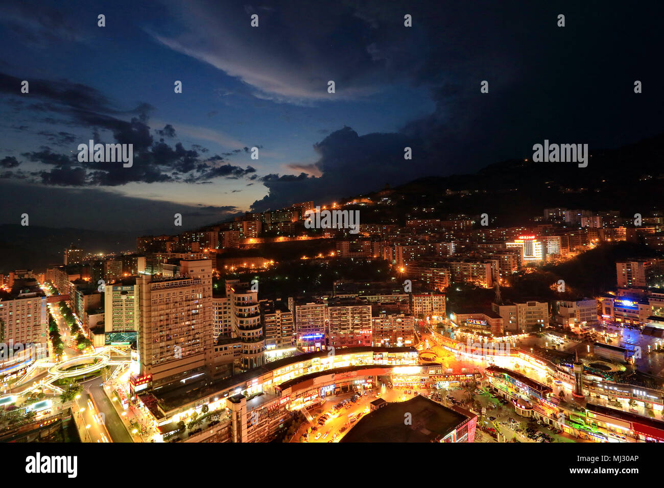 Fengjie hi-res stock photography and images - Alamy