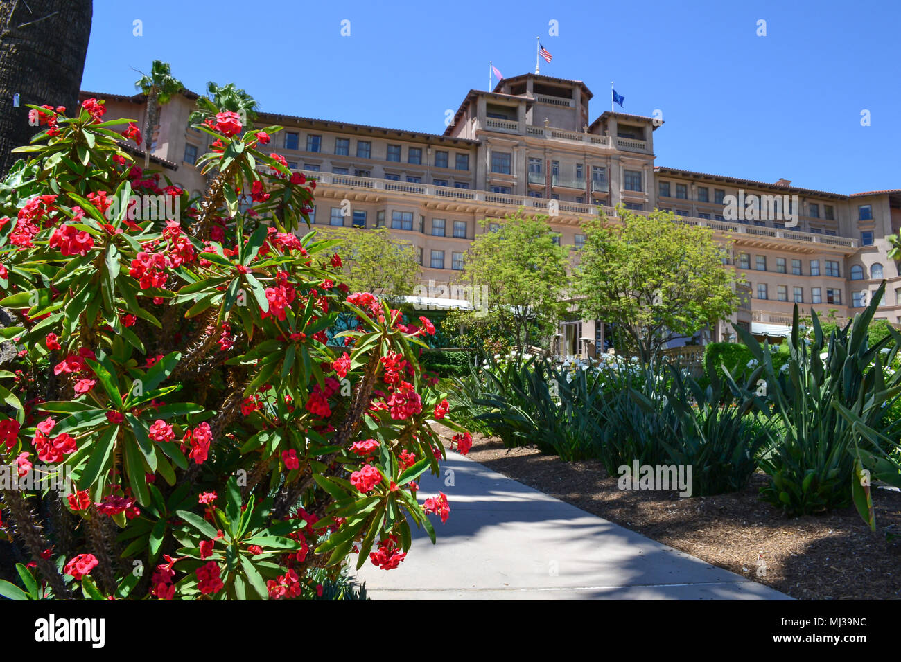 Visit Historic Downtown Pasadena California, home to Hollywood stars ...