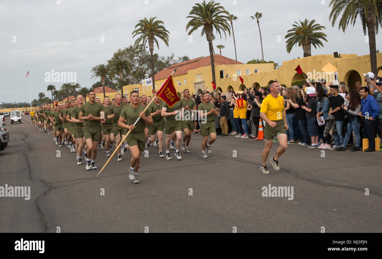 The new Marines of Kilo Company, 3rd Recruit Training Battalion, run in ...