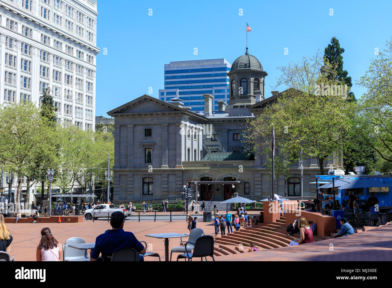 Portland, Oregon, USA - April 26, 2018 : Pioneer Courthouse Square in ...