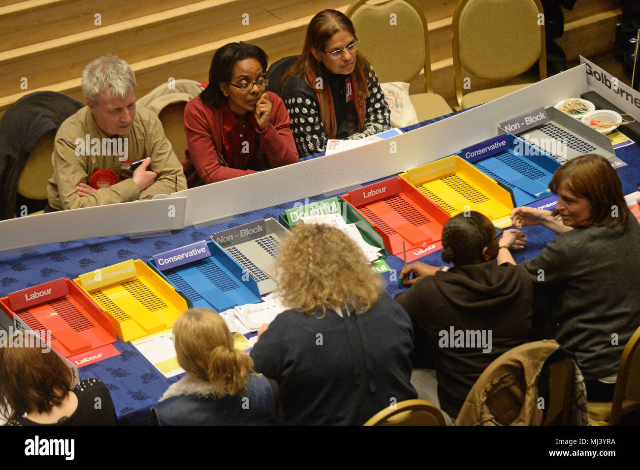 Counting begins in kensington hi-res stock photography and images - Alamy