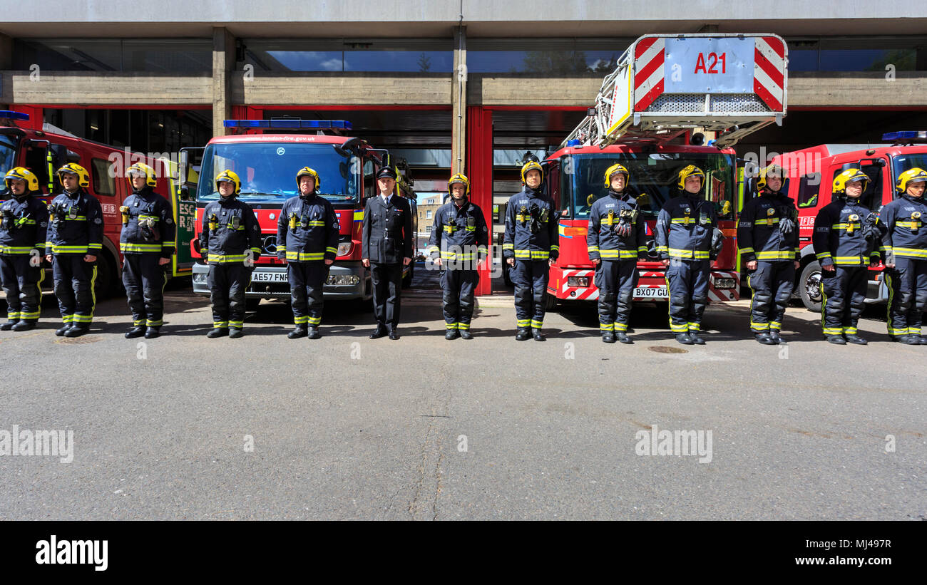 Paddington, London, 4th May 2018. Watch Manager John Magyar and the 14 ...