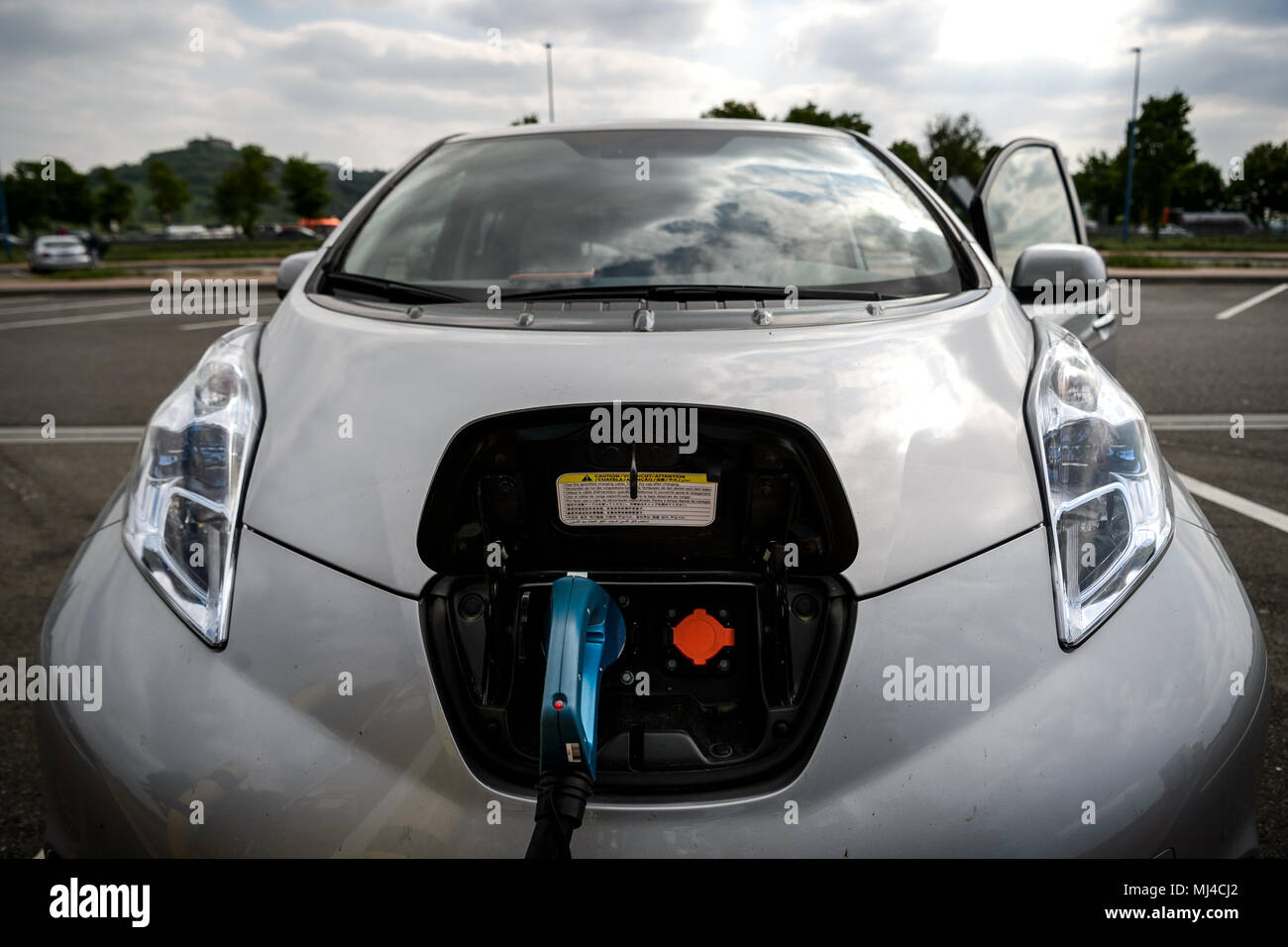 Rapid charging column hi-res stock photography and images - Alamy