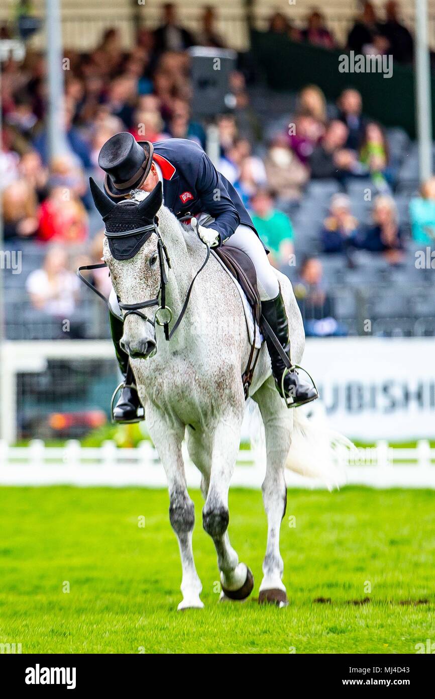 Afternoon Dressage. Oliver Townsend. Ballaghmor Class. GBR. Mitsubishi ...