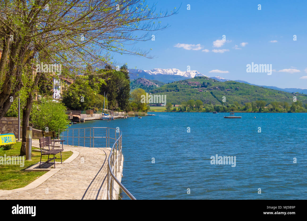 Medieval village umbria hi-res stock photography and images - Alamy