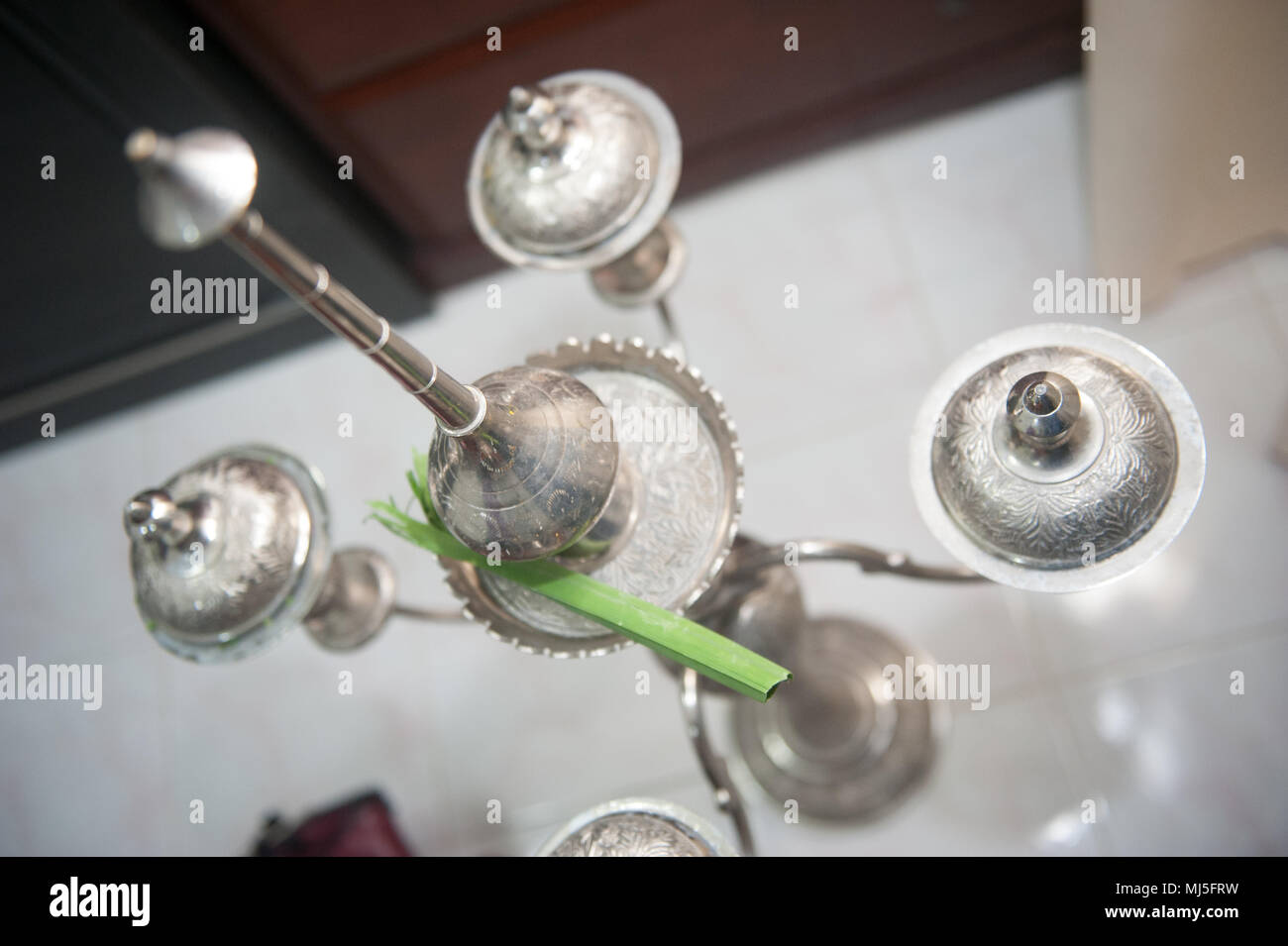 Shiny item hi-res stock photography and images - Alamy