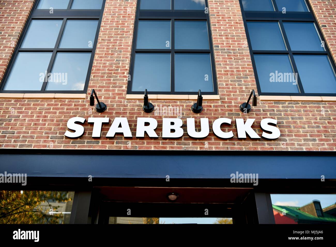 Starbucks coffees hop exterior, Annapolis, MD, USA Stock Photo - Alamy