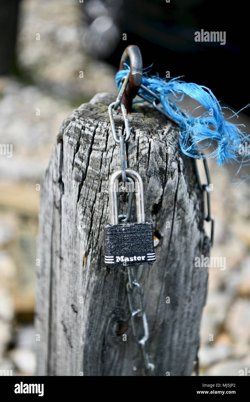 Rope lock hi-res stock photography and images - Alamy