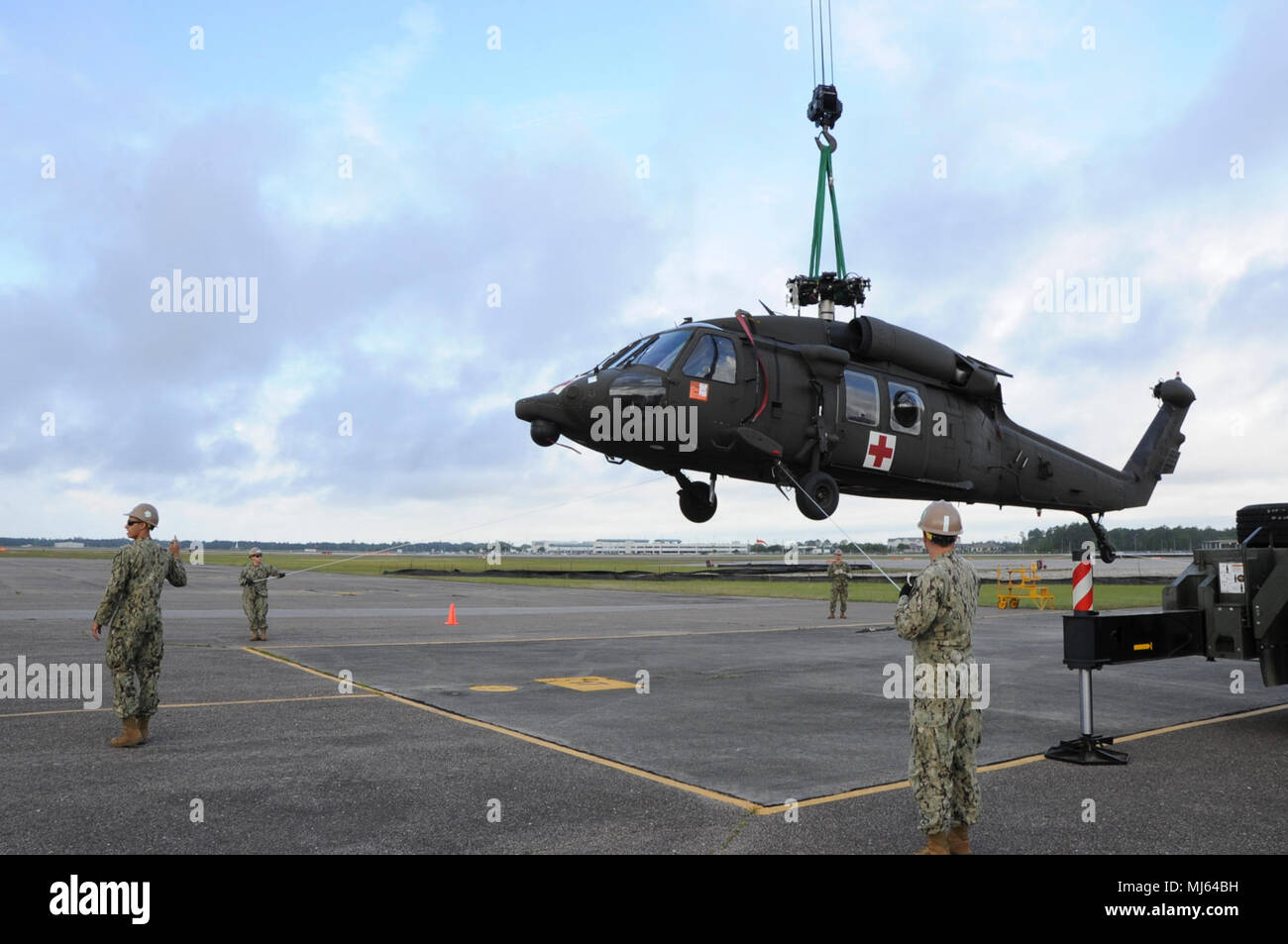 Mobile crane readiness hi-res stock photography and images - Alamy