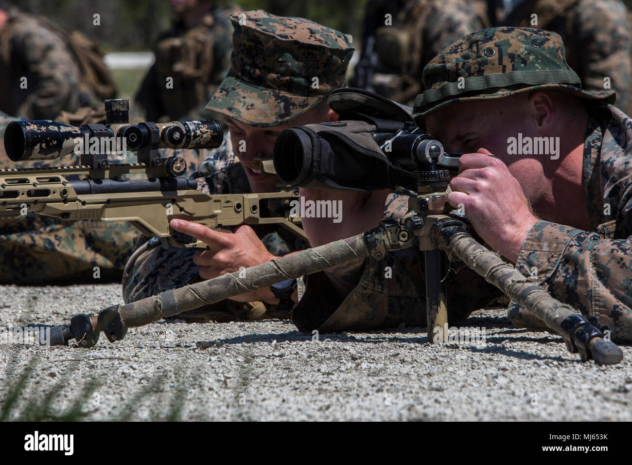 Robotic moving targets hi-res stock photography and images - Alamy