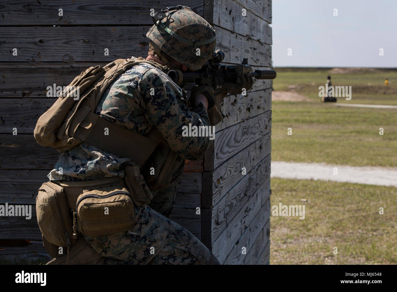 Robotic moving targets hi-res stock photography and images - Alamy