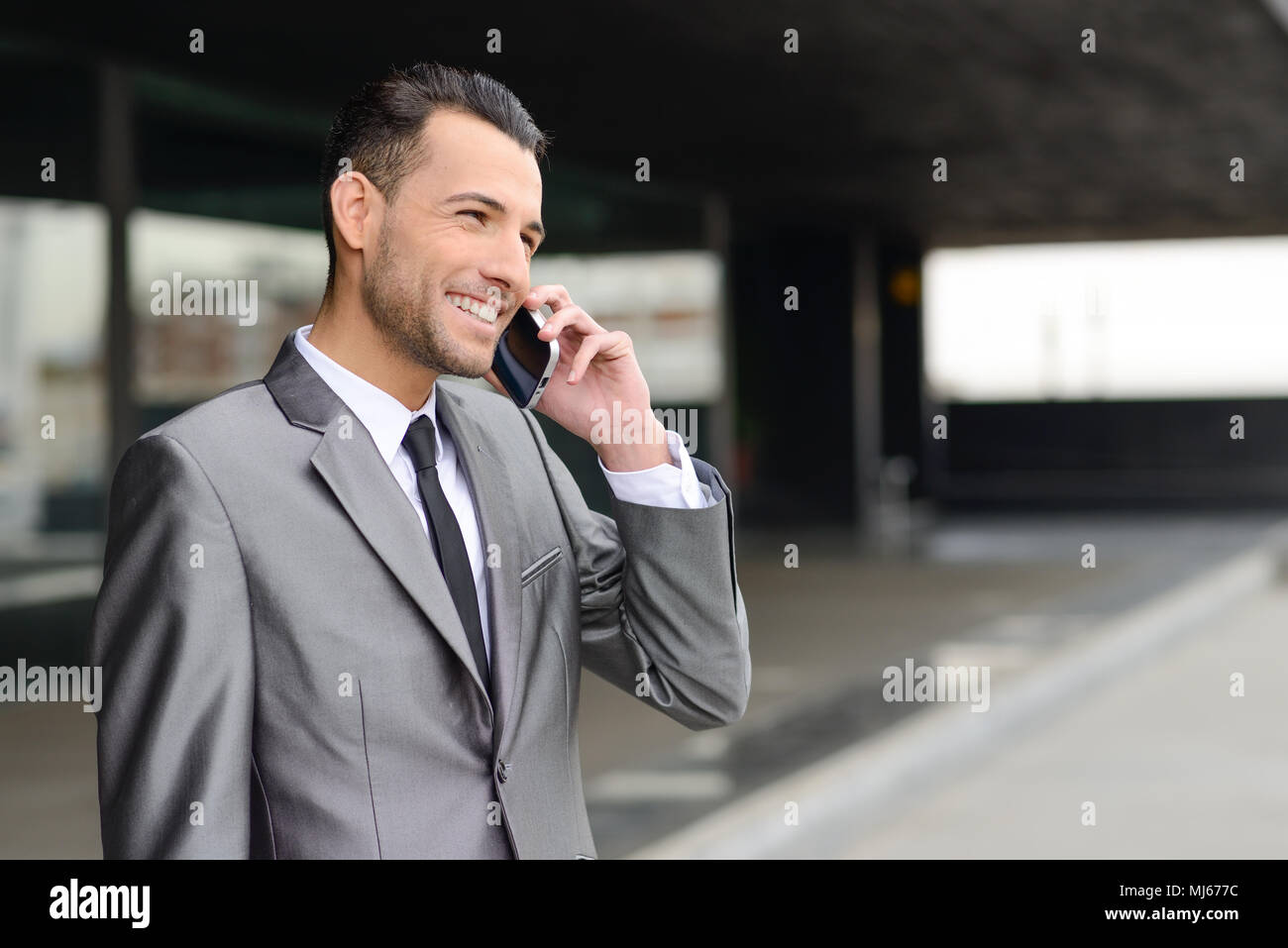 Portrait businessman outside office hi-res stock photography and images ...