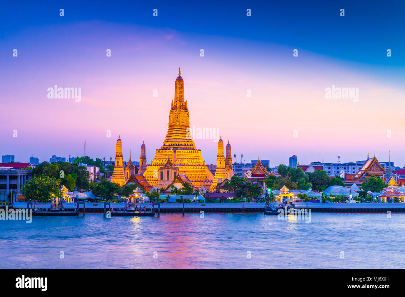 Wat Arun Temple of dawn in Bangkok Thailand Stock Photo - Alamy
