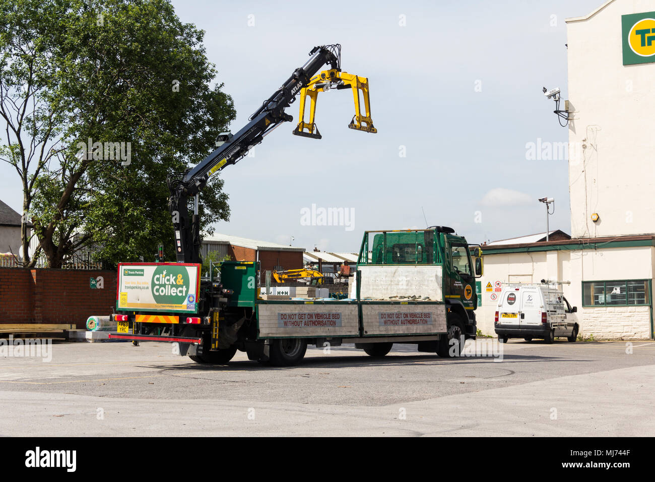 Builders Merchant Stock Photos & Builders Merchant Stock Images - Alamy