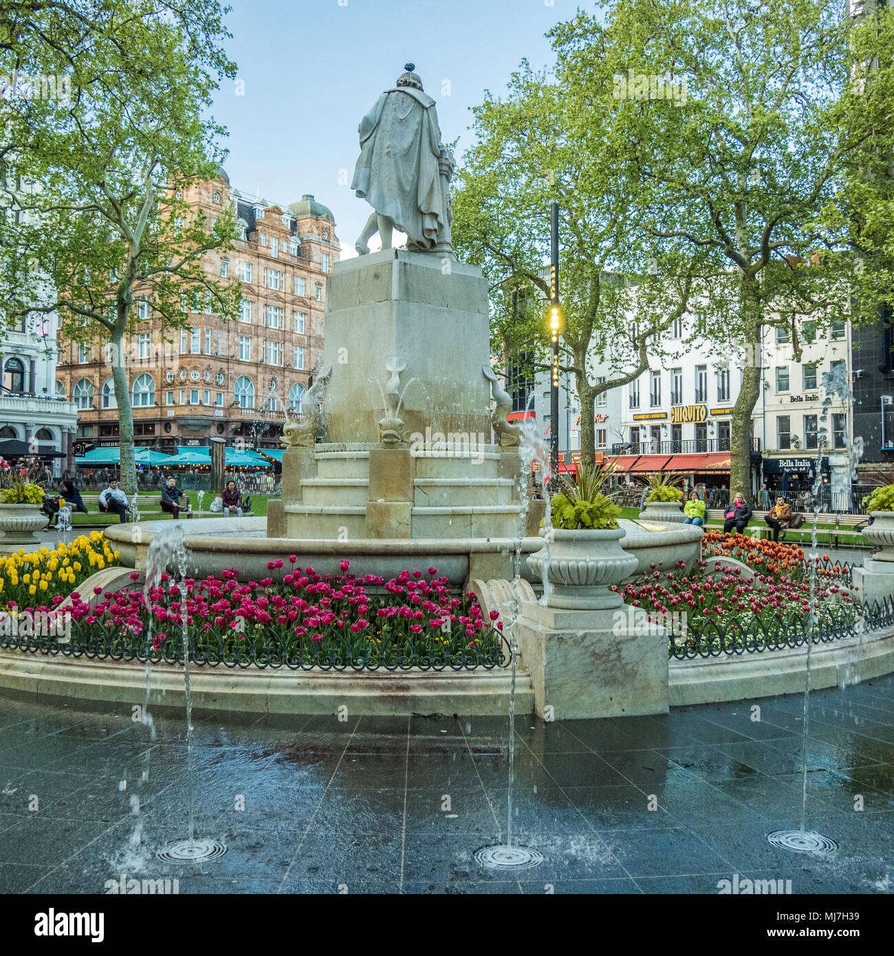 Leicester water fountain hi-res stock photography and images - Alamy