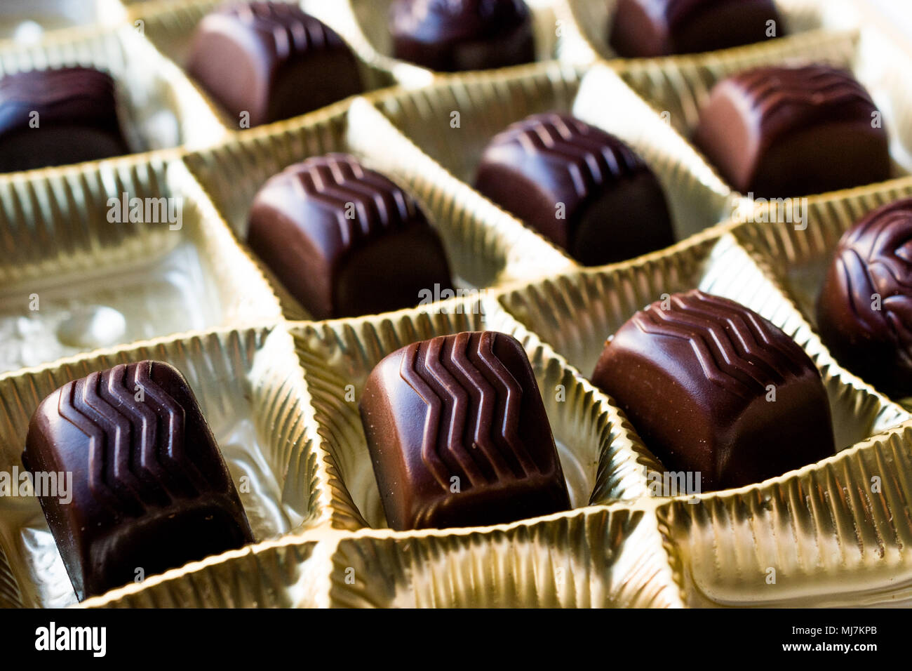 Liquor chocolates hi-res stock photography and images - Alamy