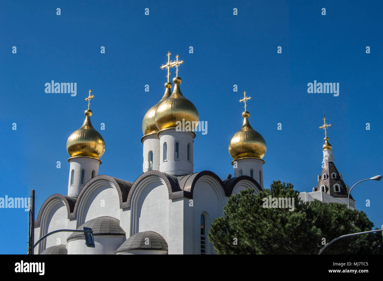 Golden domes hi-res stock photography and images - Alamy