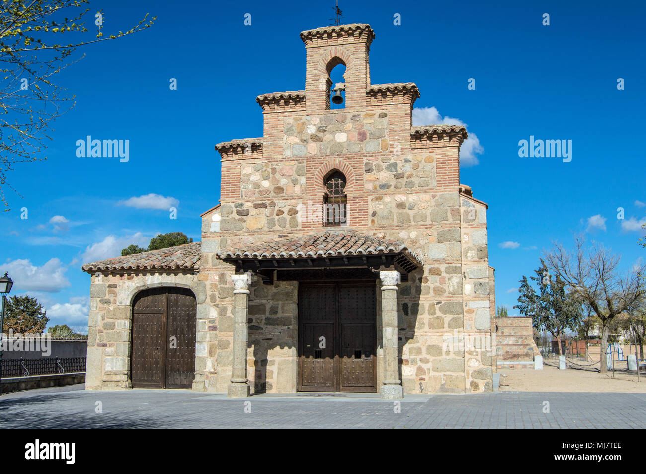 Visigothic architecture hi-res stock photography and images - Alamy