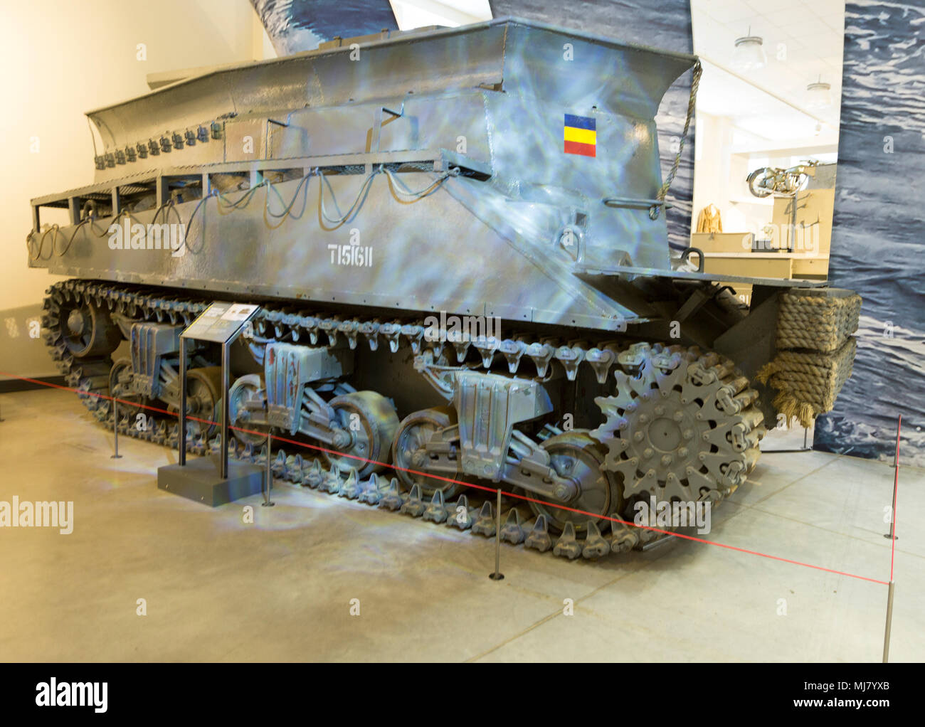 Armoured recovery vehicle hi-res stock photography and images - Alamy