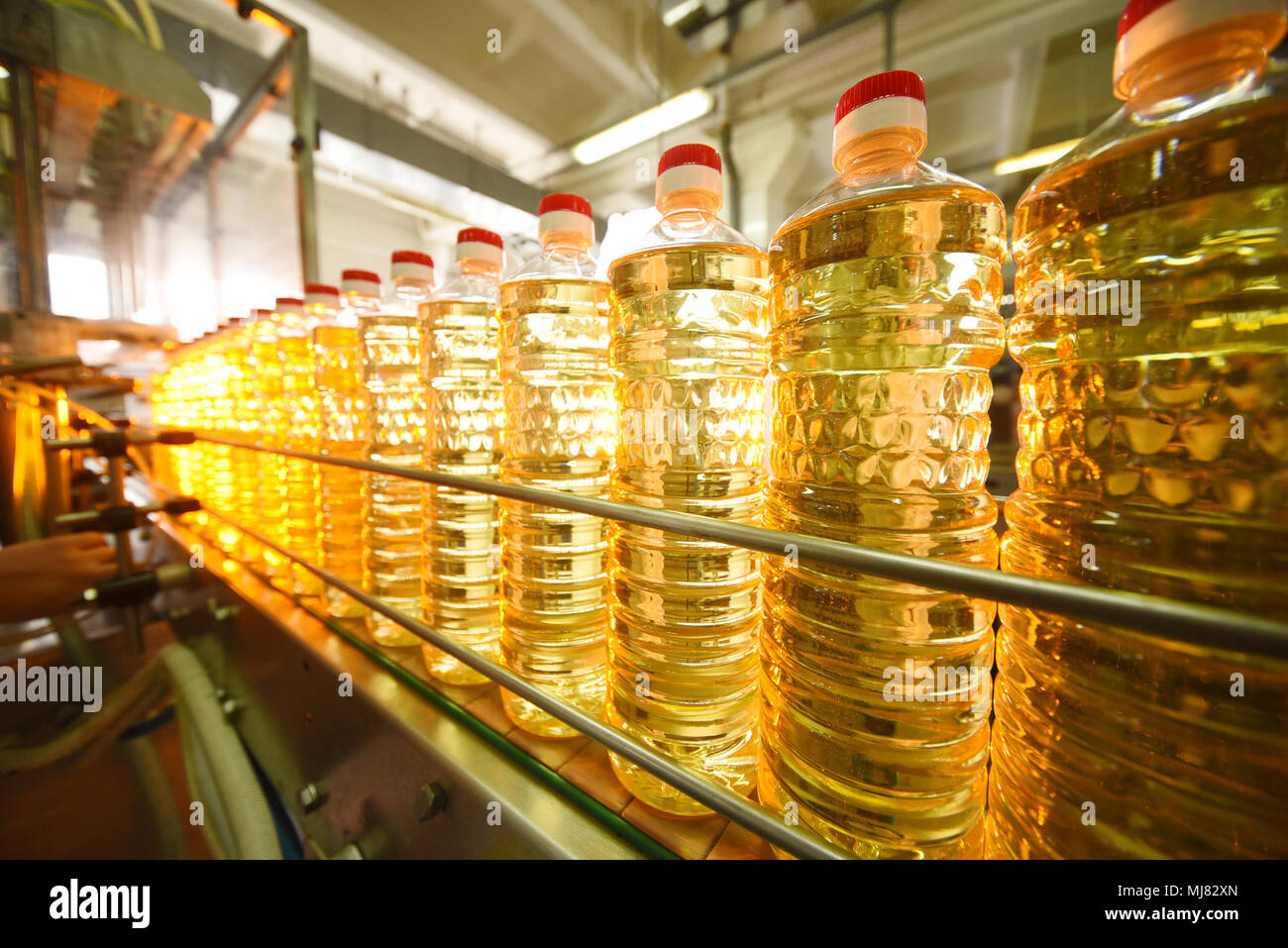 A factory for the production of sunflower oil Stock Photo - Alamy