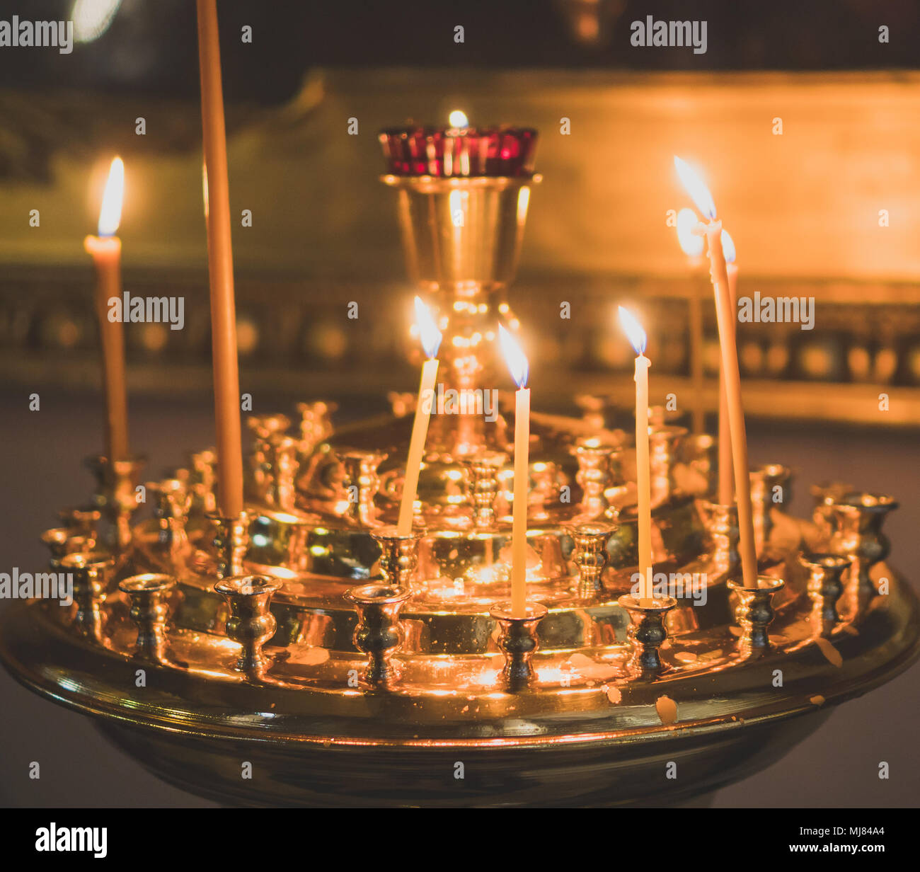 Cresset burning hi-res stock photography and images - Alamy