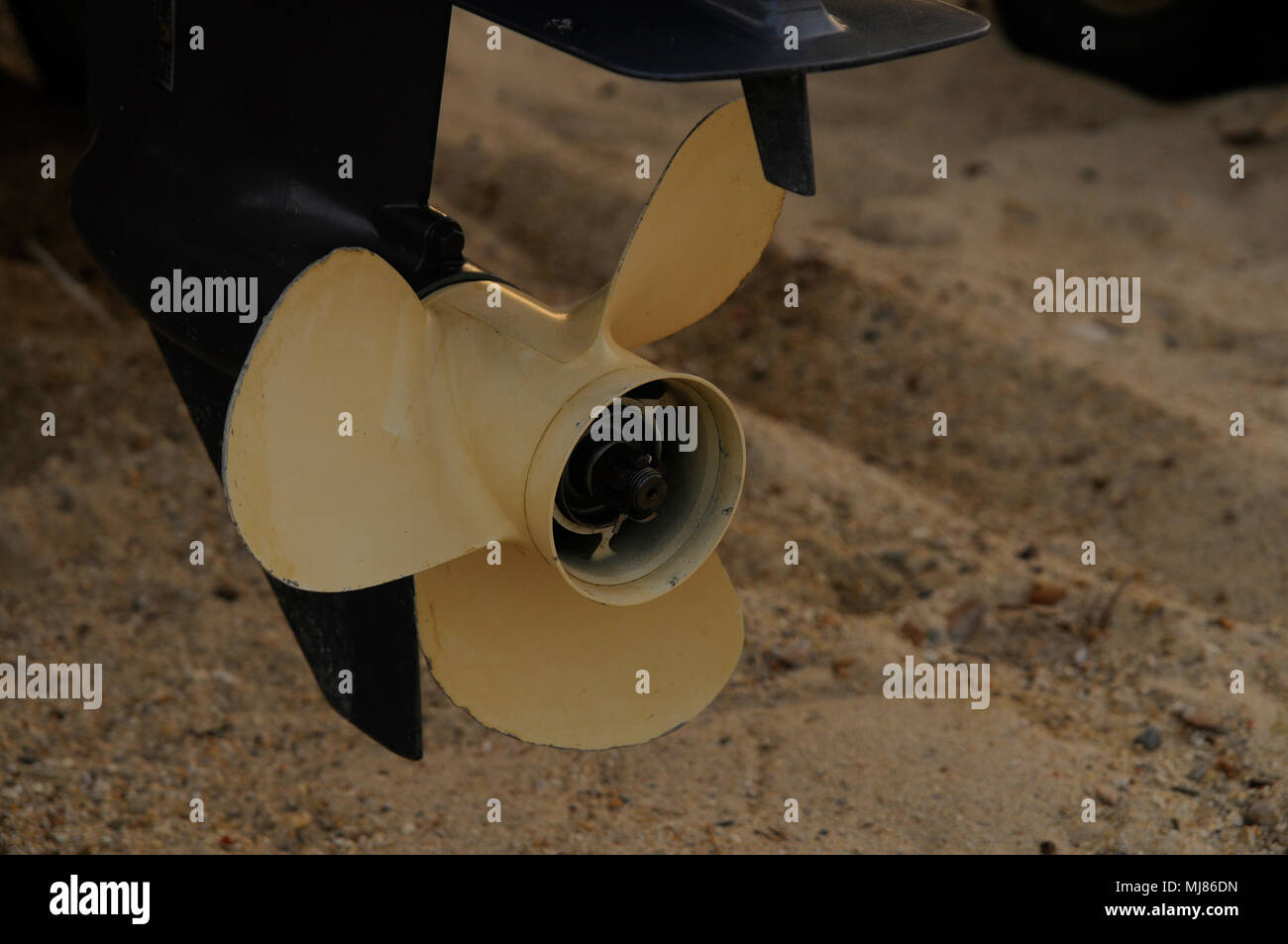 White boat propeller with three blades Stock Photo - Alamy