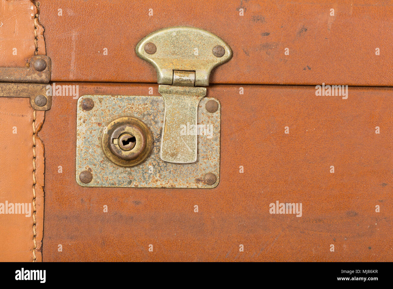 Old leather cases hi-res stock photography and images - Alamy