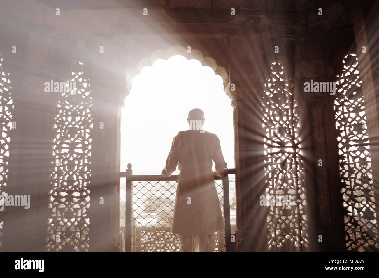 Scalloped arch hi-res stock photography and images - Alamy