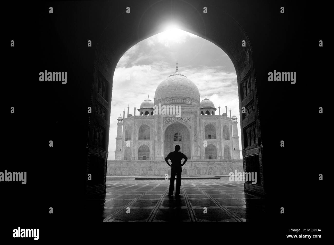 Taj mahal arch person hi-res stock photography and images - Alamy