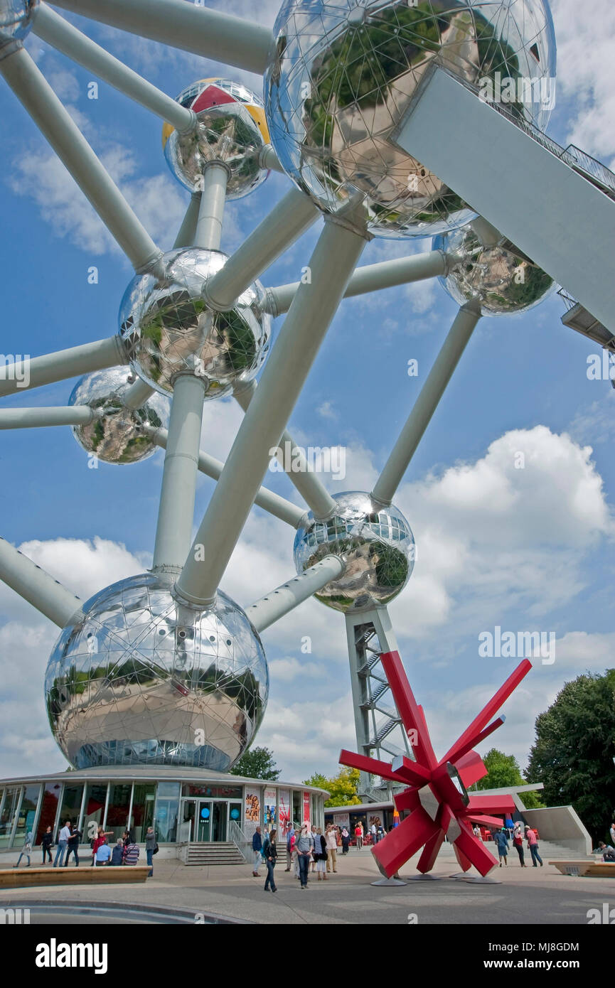 Atomium building designed by architect Andre Waterkeyn, originally ...