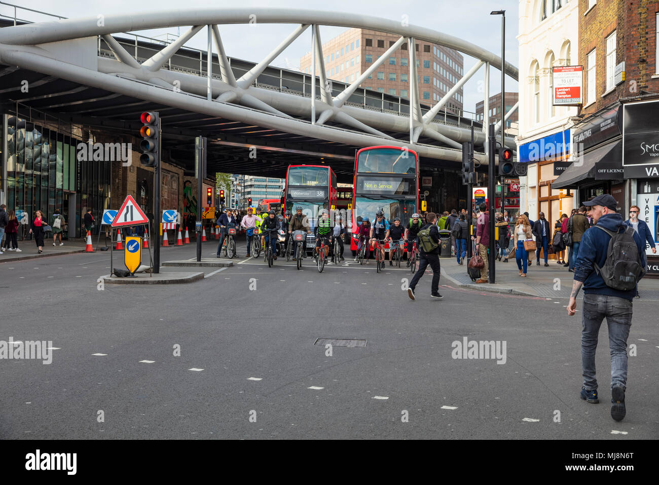 Traffic Queue at London Bridge Stock Photo - Alamy