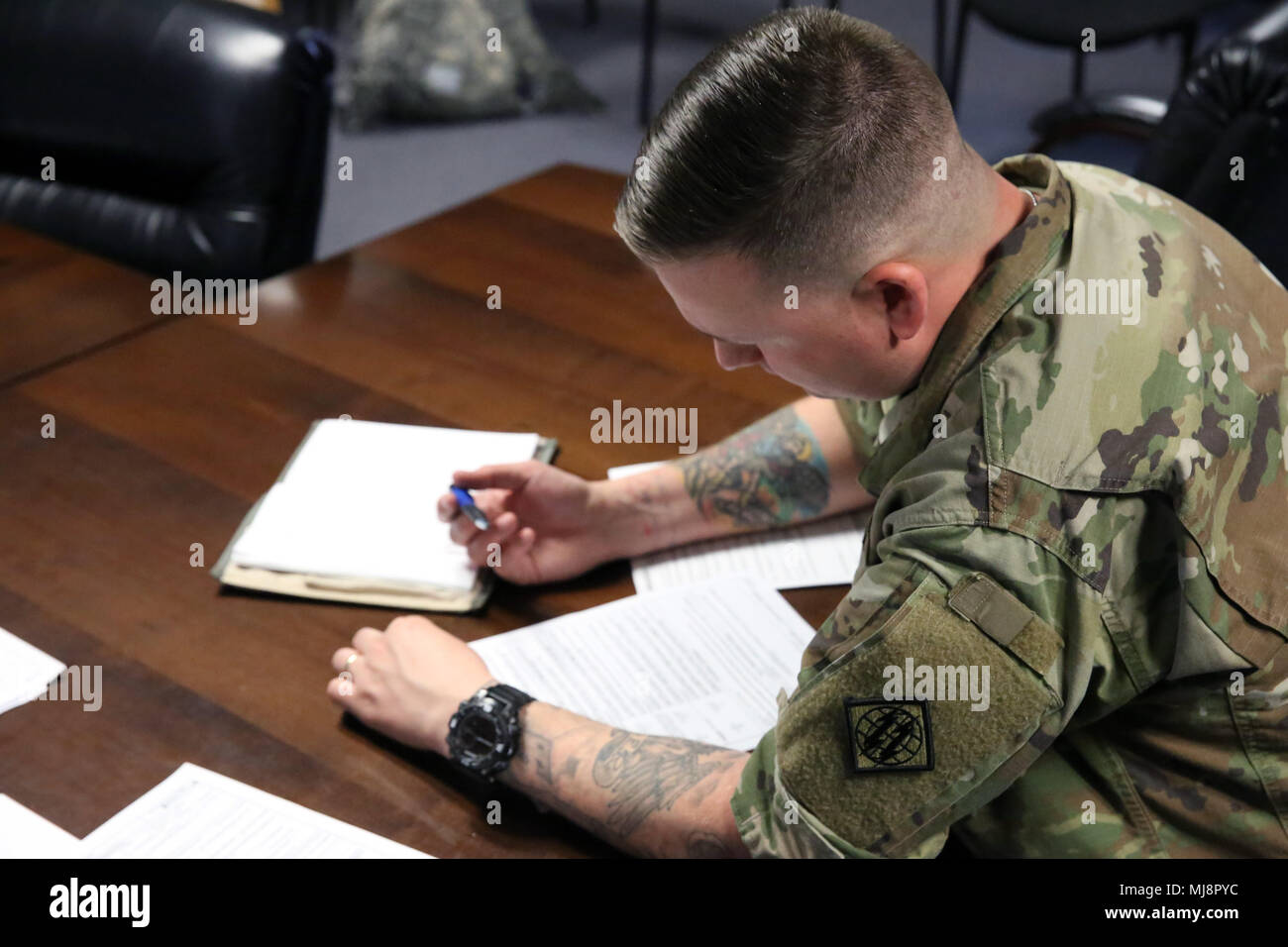 Quarterly report sample hi-res stock photography and images - Alamy