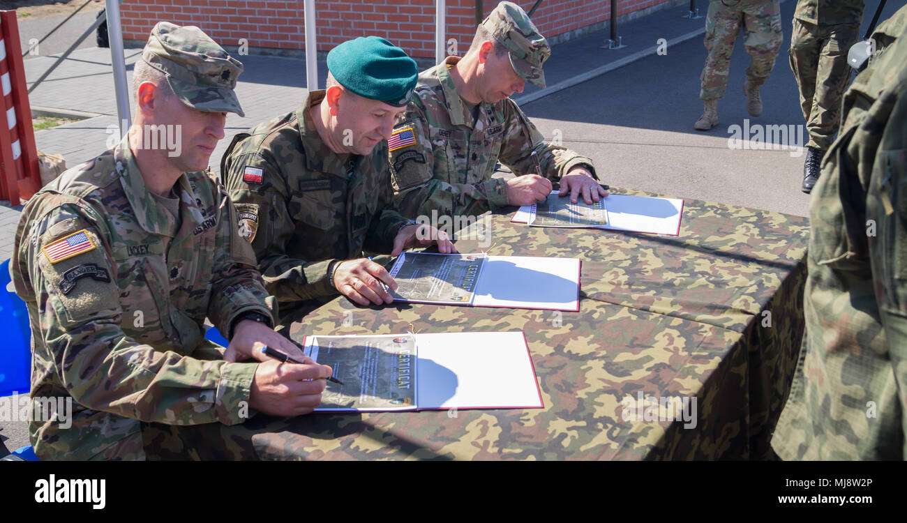 2nd cav reg hi-res stock photography and images - Alamy