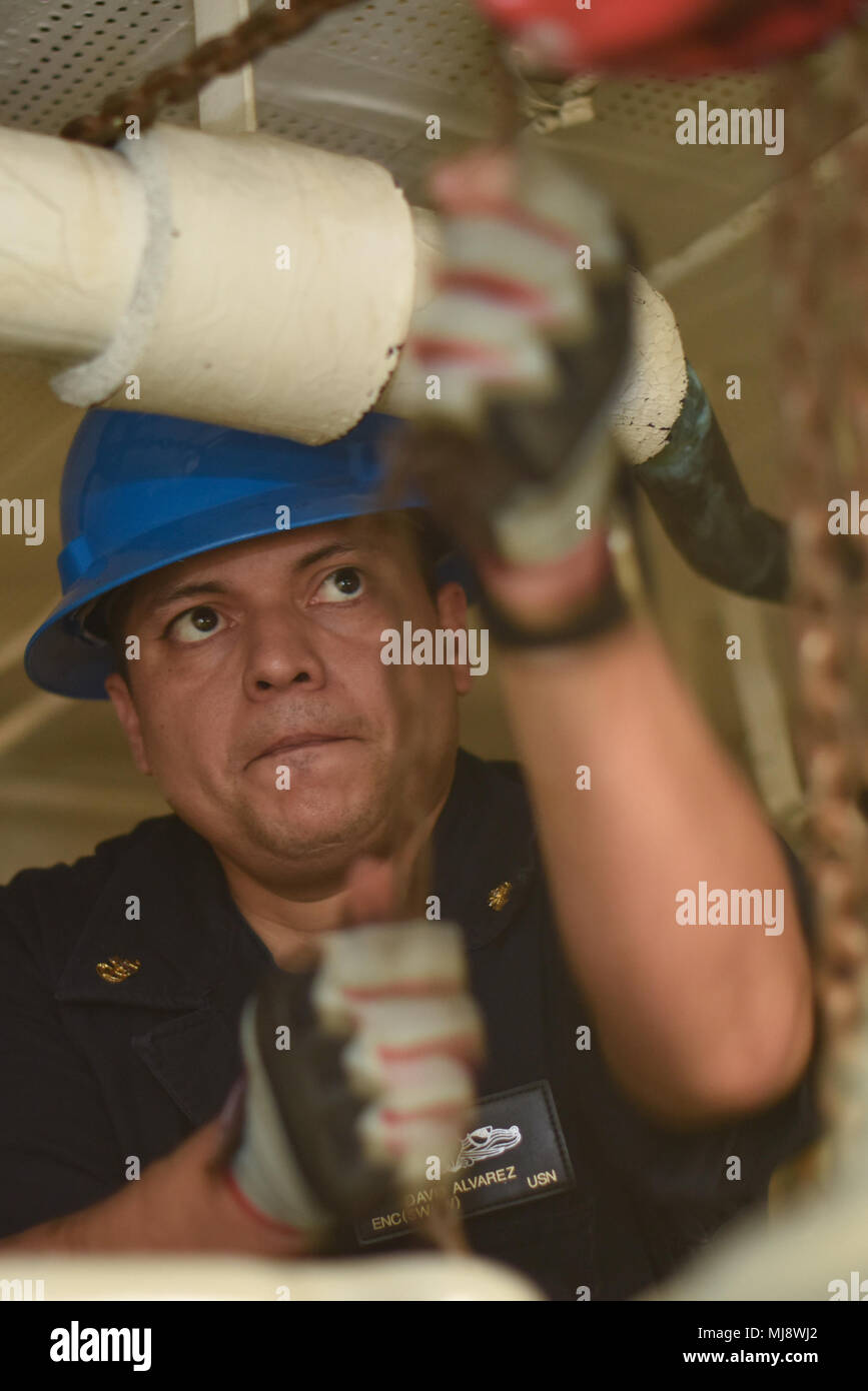 180420-N-NG033-2339 PACIFIC OCEAN (April 20, 2018) Chief Engineman ...
