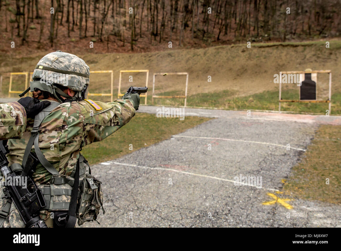 New york army national guard nyarng hi-res stock photography and images ...