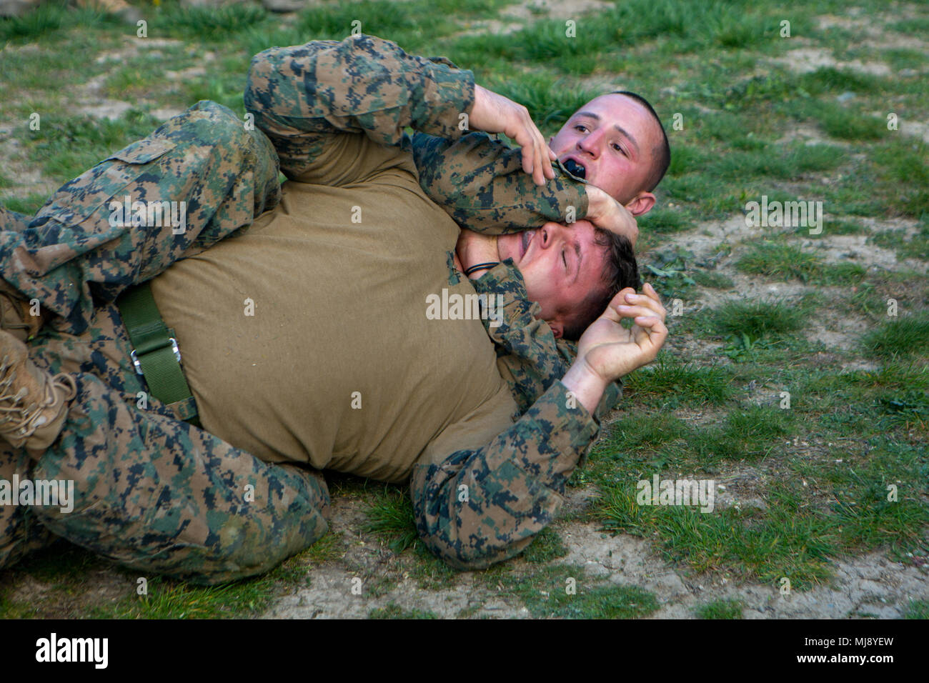 U.S. Marines with Black Sea Rotational Force 18.1 perform ground ...