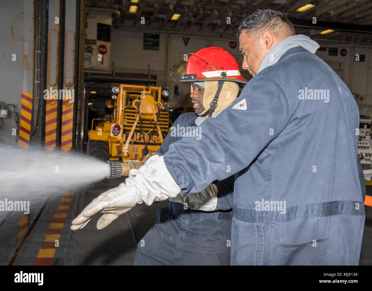 U S Navy Chief Electricians Mate High Resolution Stock Photography and ...
