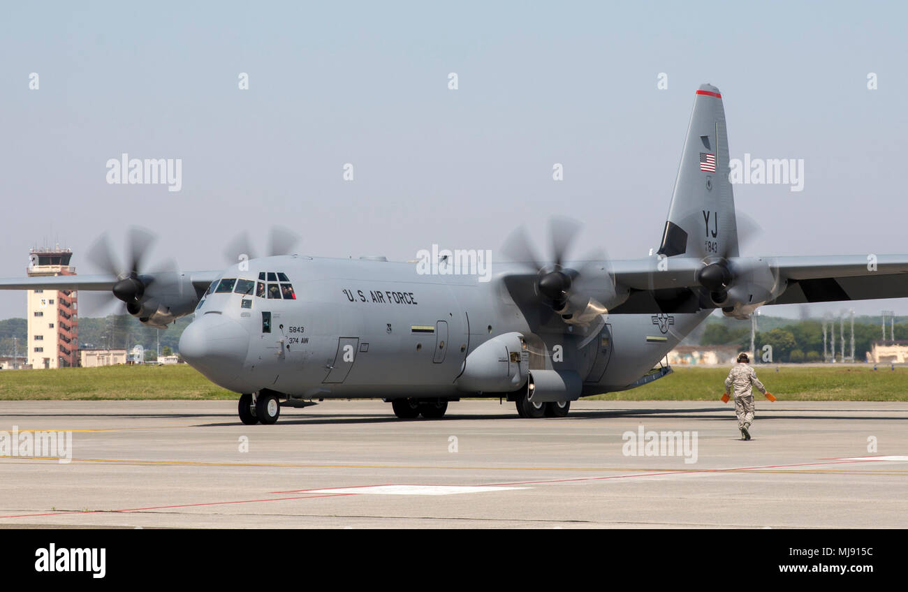 Master Sgt. Darl Parvin Jr., 374th Aircraft Maintenance Squadron ...