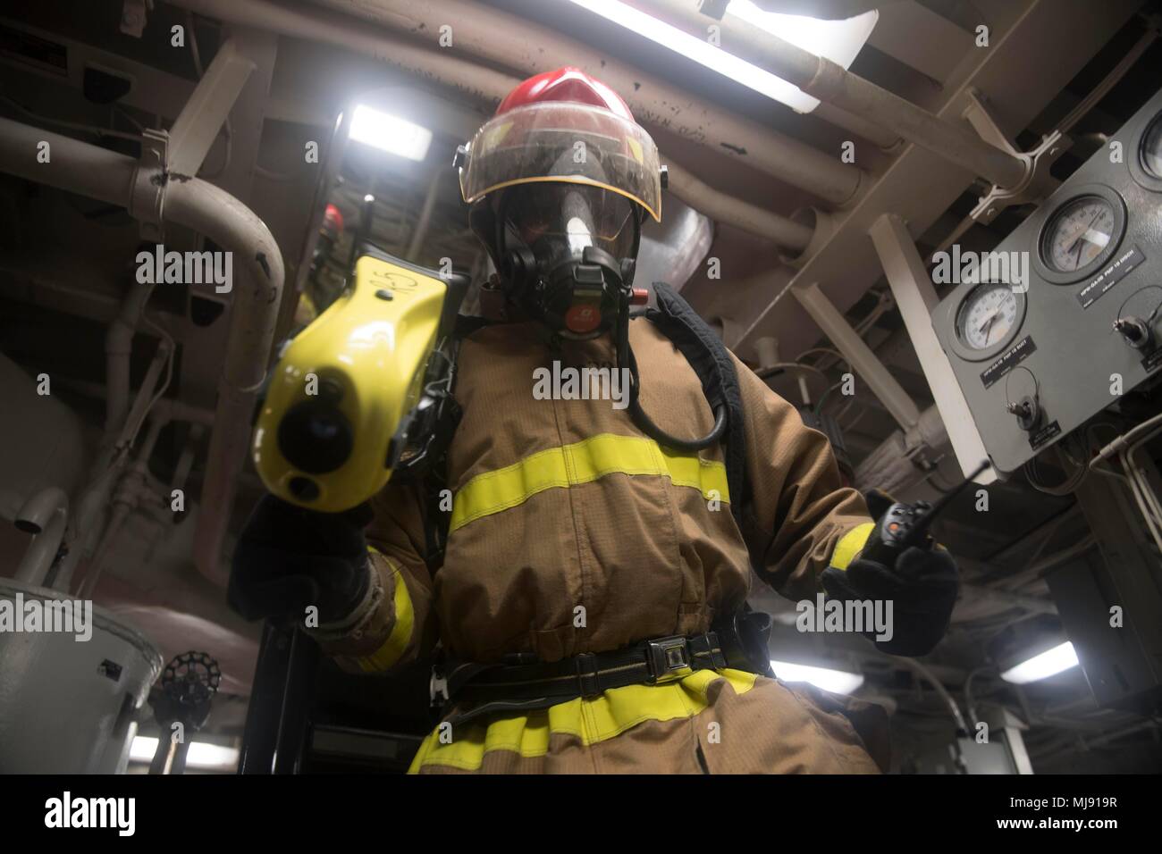 Firefighters class 1 hi-res stock photography and images - Alamy