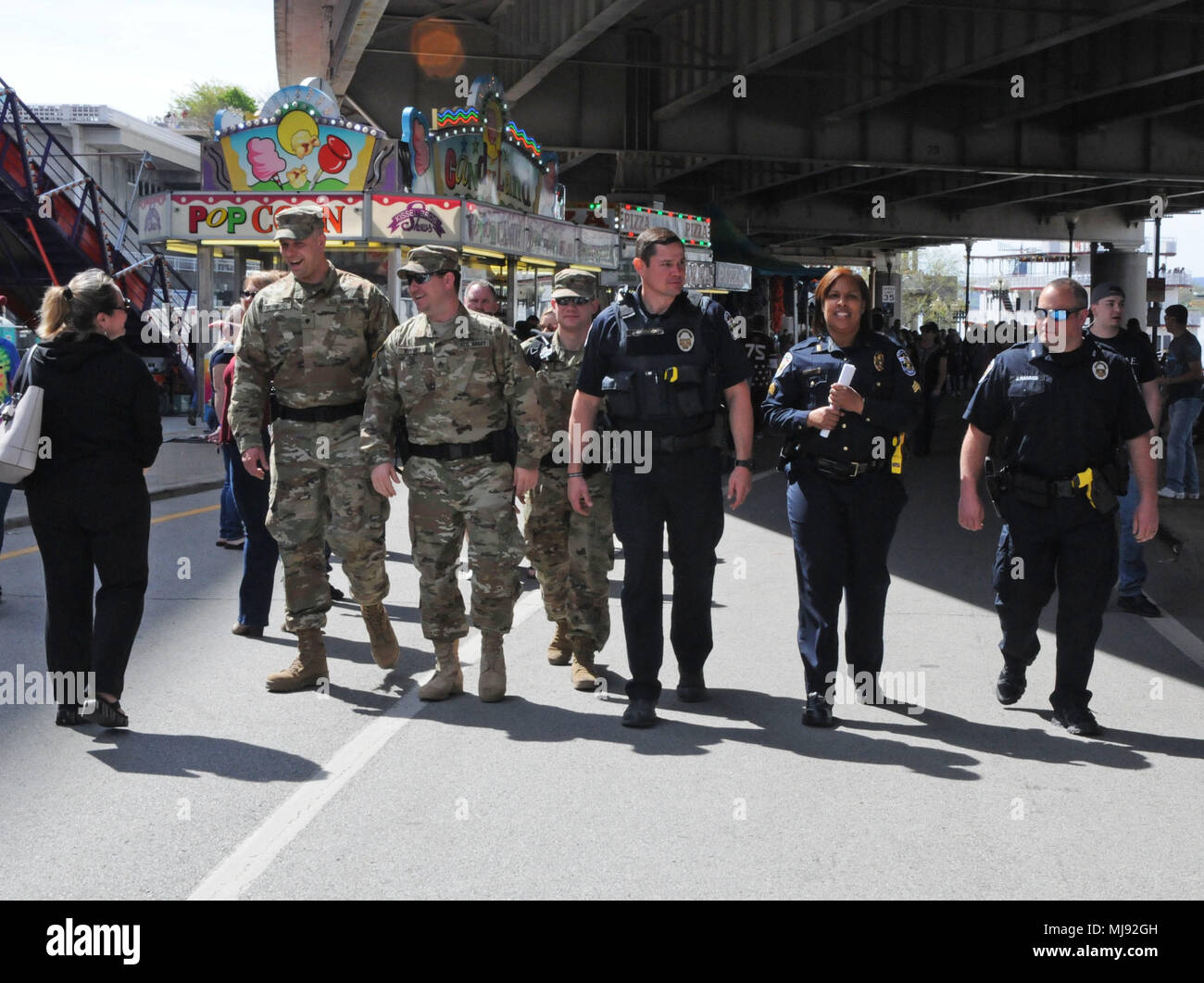 198th mp battalion hi-res stock photography and images - Alamy