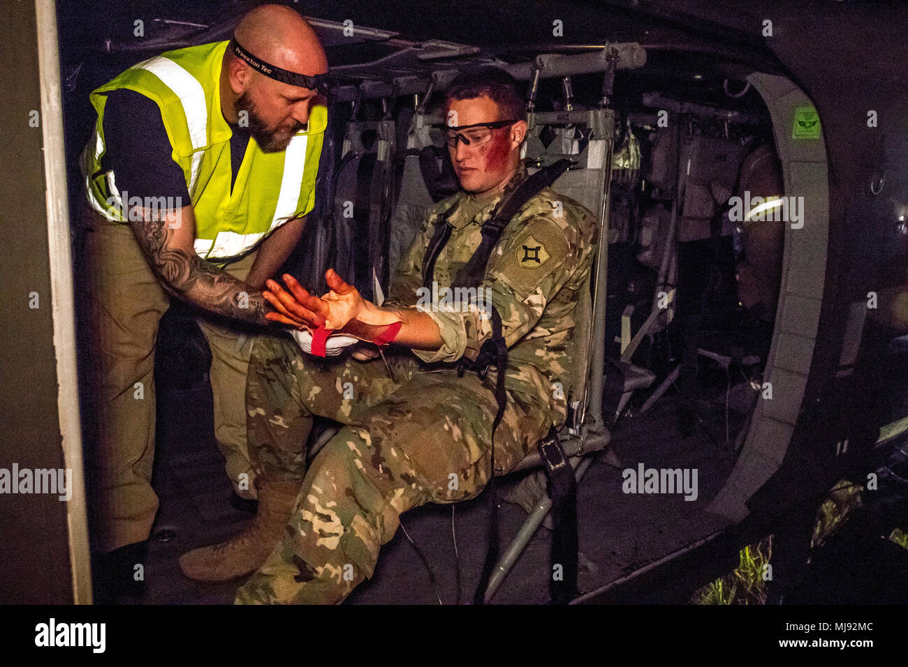 Soldiers from the Florida Army National Guard’s 1st Battalion, 111th ...