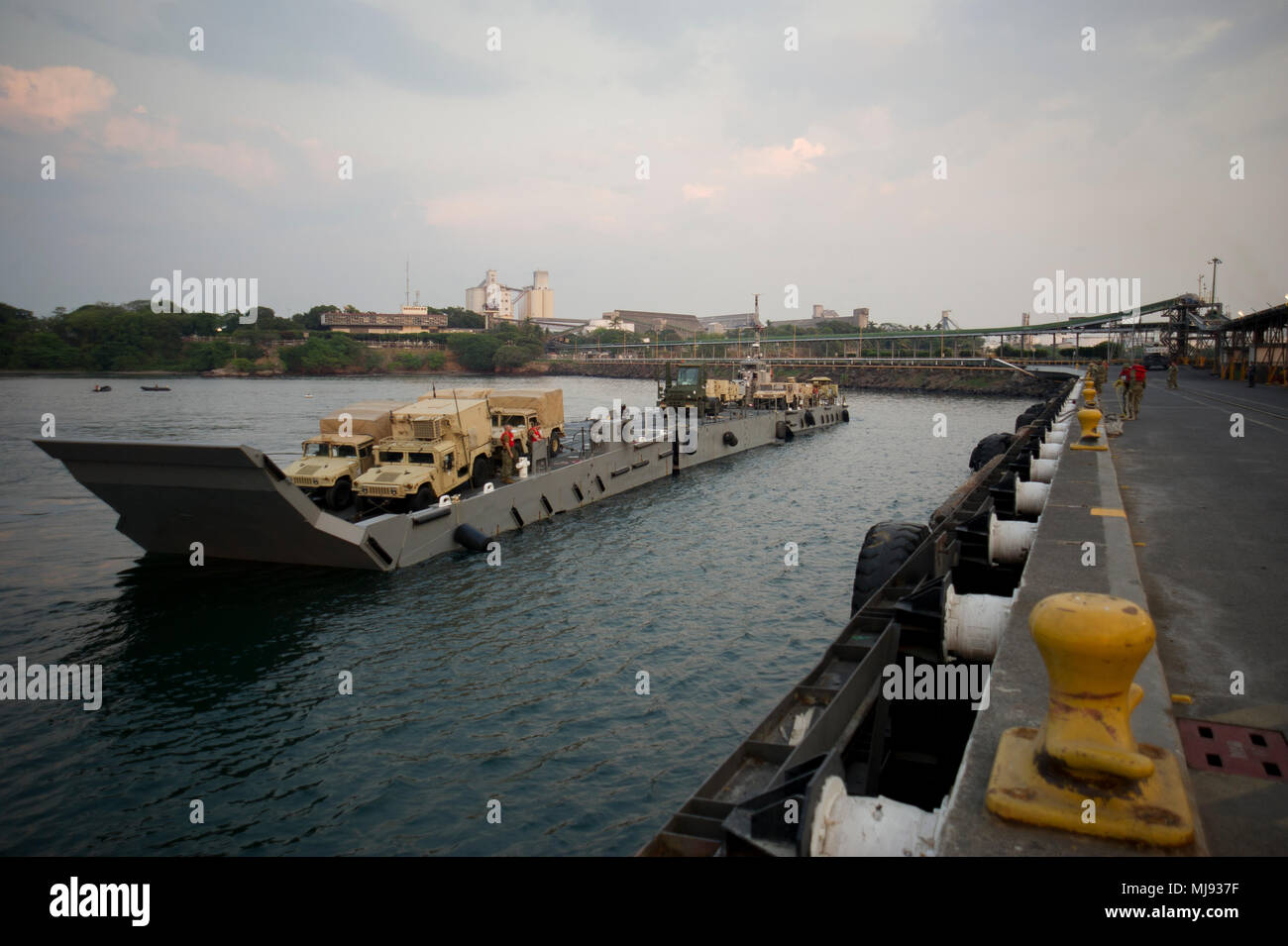 ACAJUTLA, El Salvador (April 19, 2018) A partially loaded Improved Navy ...