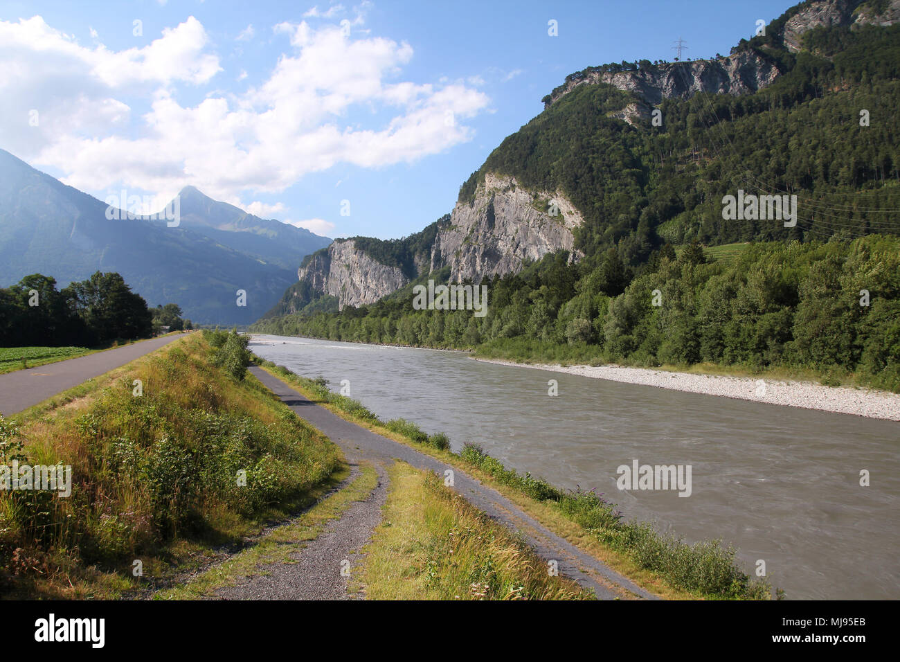 Rhine cycling route hi-res stock photography and images - Alamy